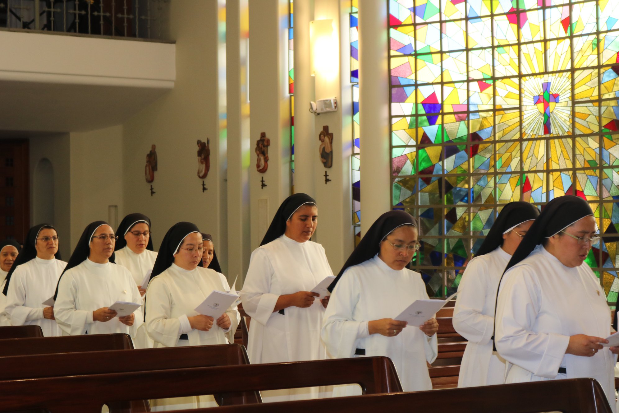 CEREMONIA TOMA DE HÁBITO – Hermanas Dominicas de la Inmaculada Concepción